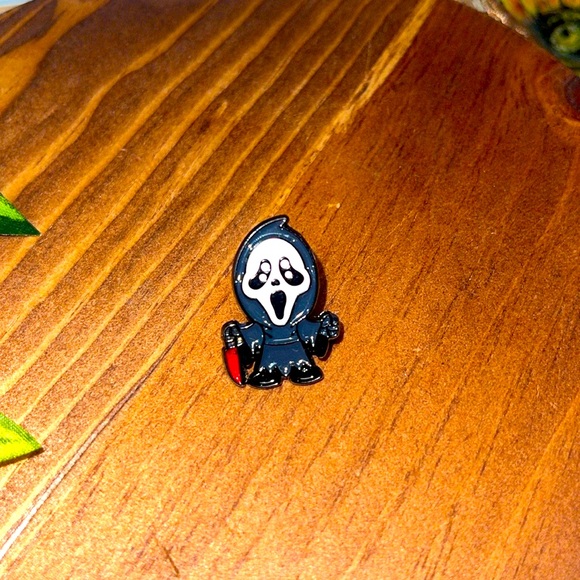 SCREAM | Jewelry | Scream Horror Movie Ghost Face Gothic Punk Enamel ...